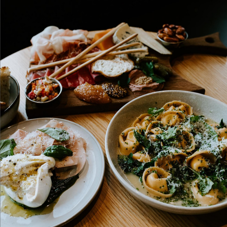 Best 39 Restaurants in Winnipeg [Update to 2024]